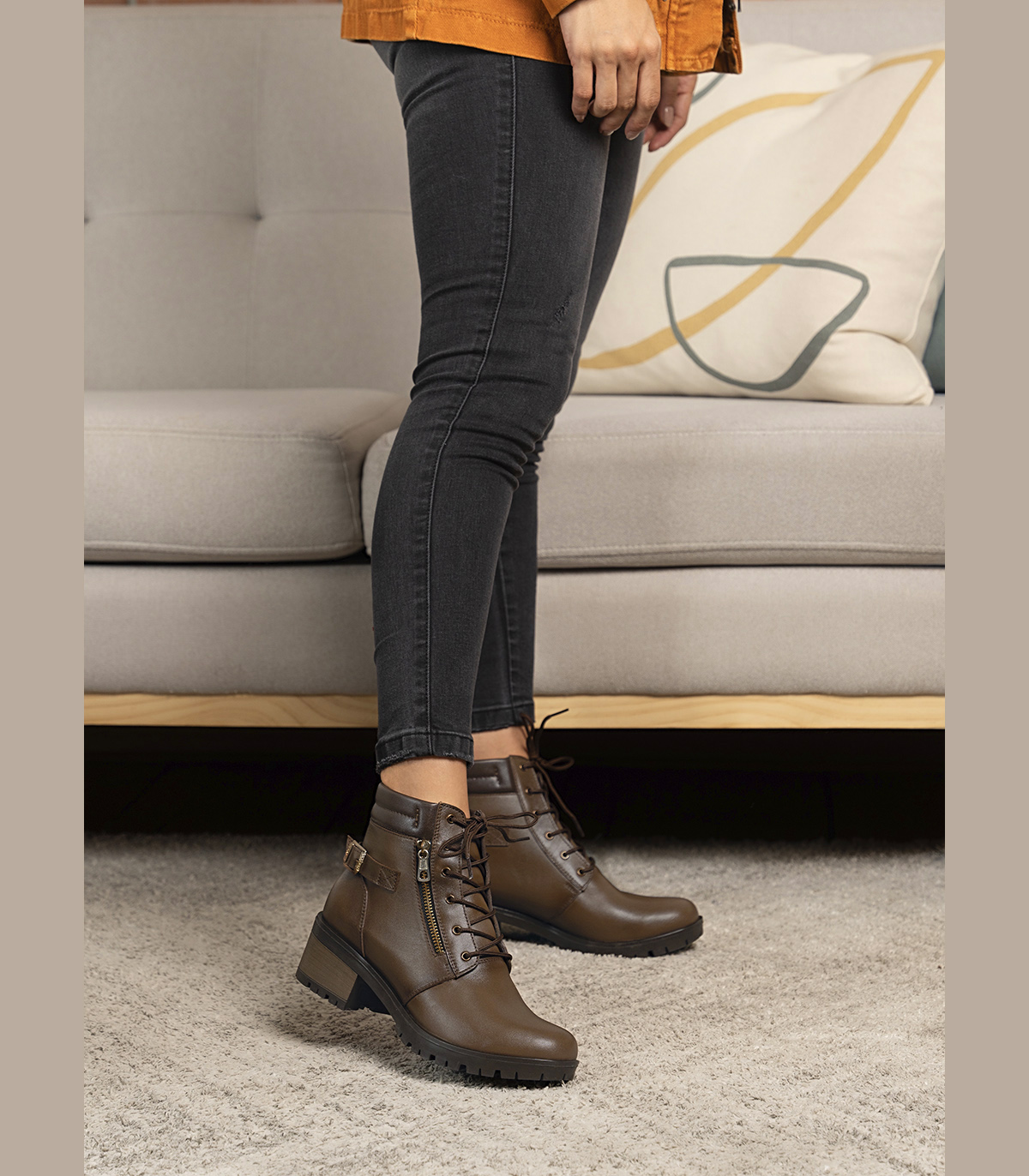 Botines de Cuero Iris Marrón - Calzados Joyce Vania